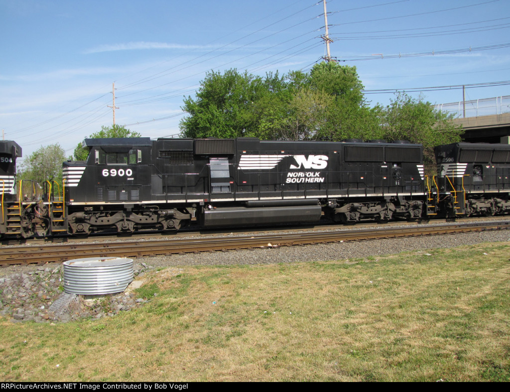 NS 6900